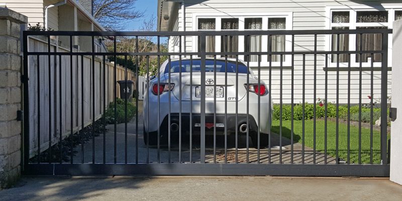 Residential sliding automatic gate SL1 - Gateman